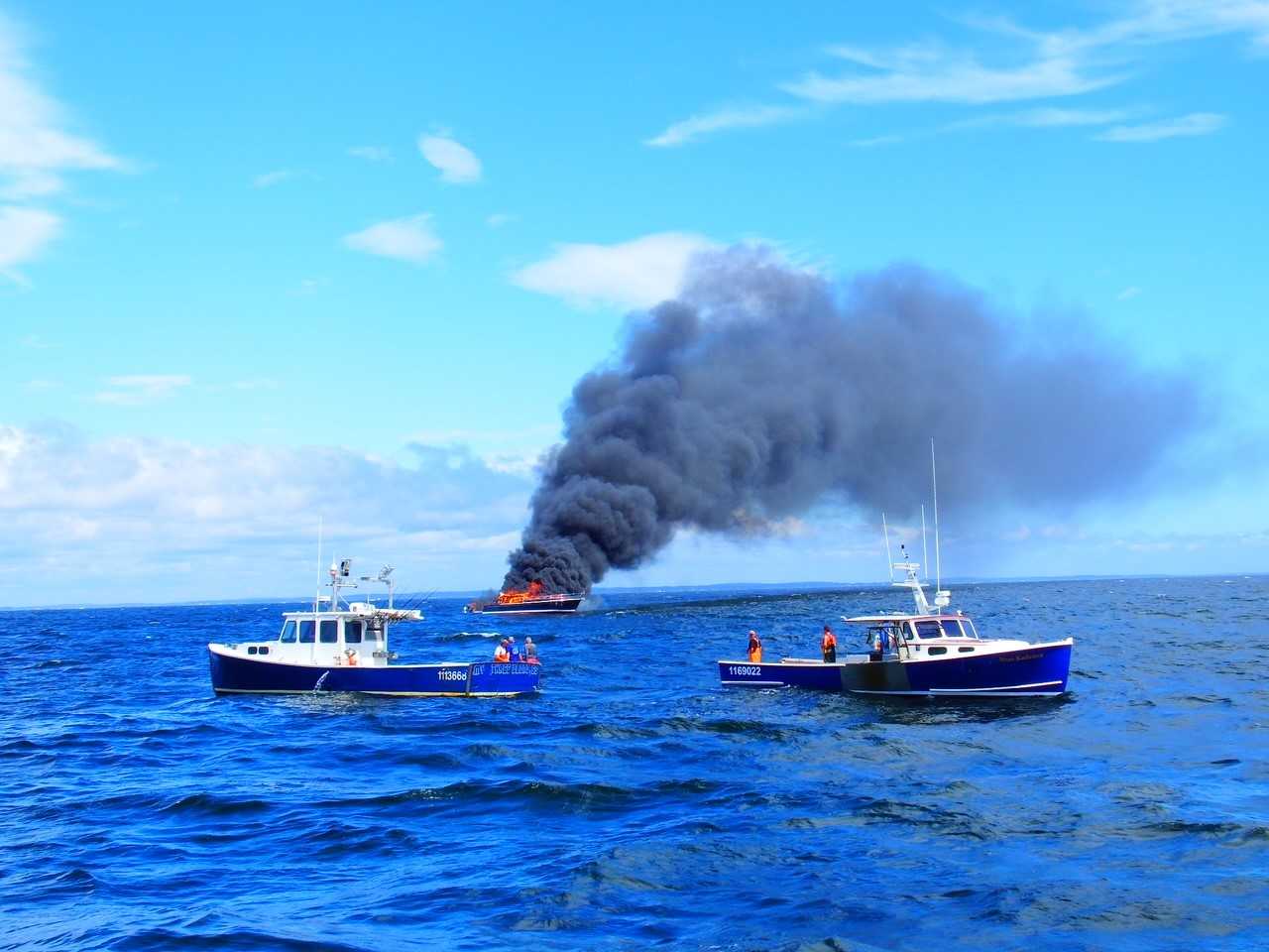 Maine lobstermen credited with saving lives of boaters following yacht fire