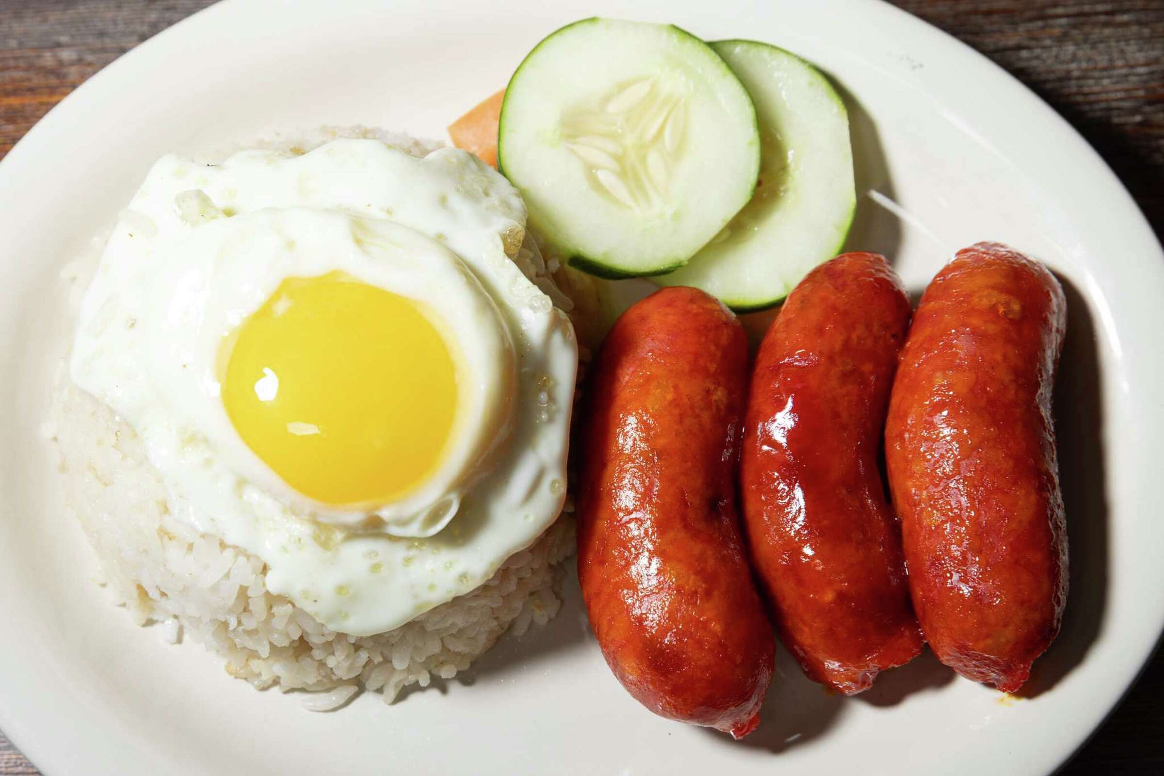 Tselogs serves Filipino breakfast 13 ways