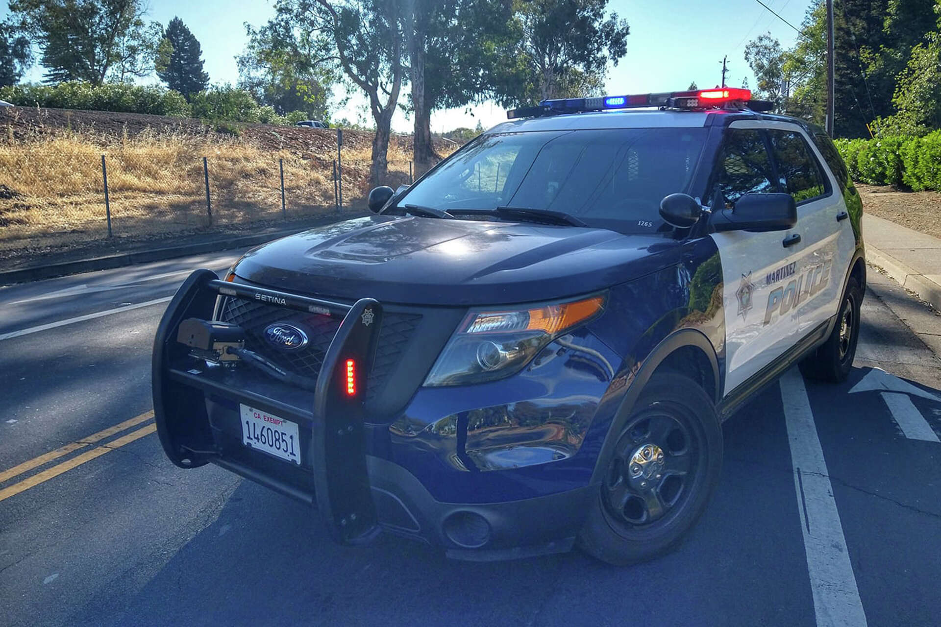 4 officers on leave after killing of unarmed man near Calif. pot shop