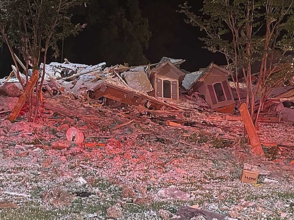 North Carolina home owned by NFL player explodes, leaving one person dead