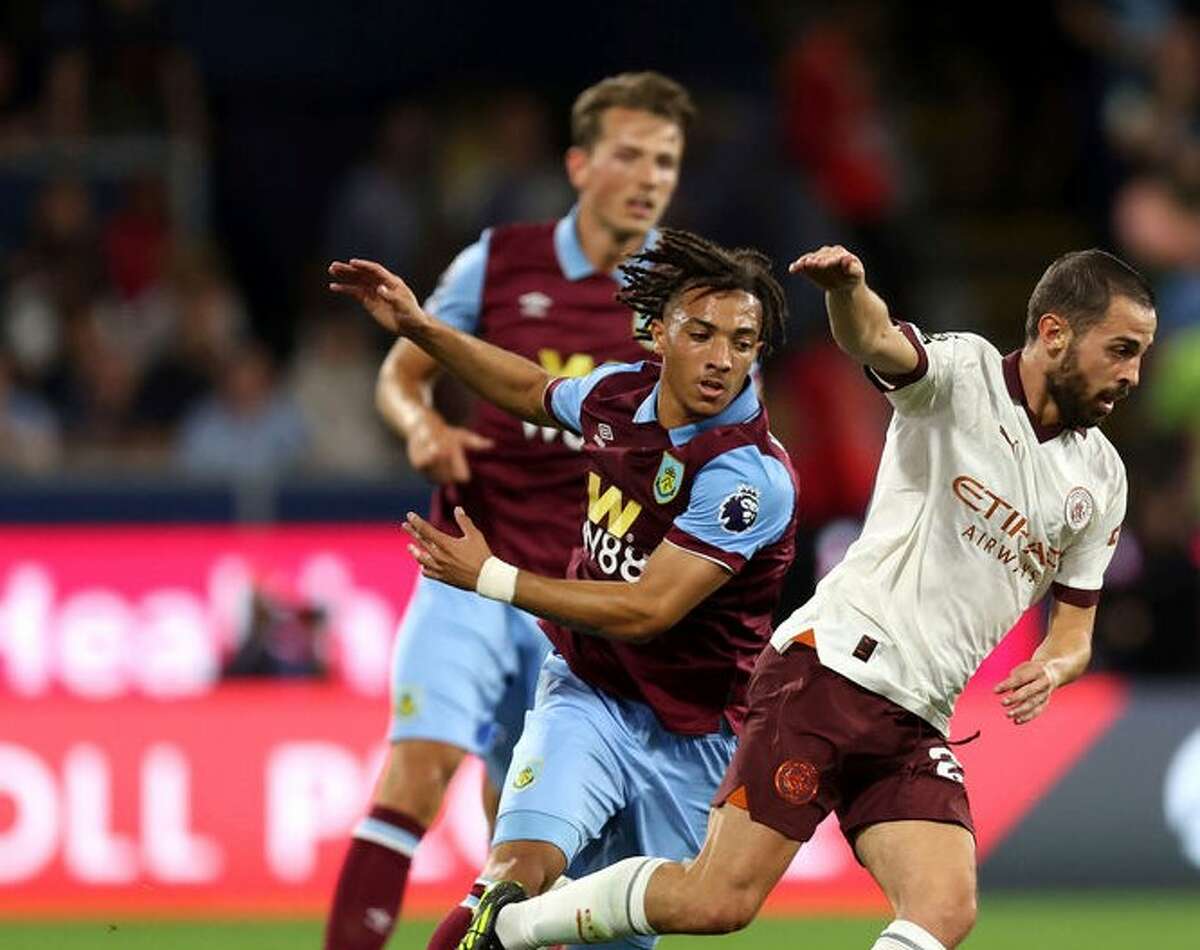 Connecticut native Luca Koleosho debuts in English Premier League