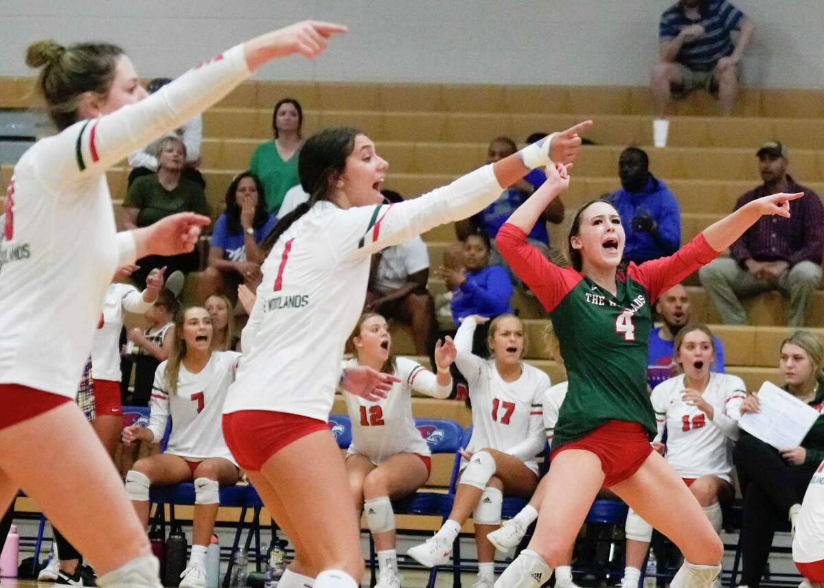 High school volleyball: The Woodlands maintains mastery of Oak Ridge