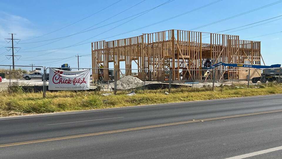 H-E-B sparked more growth at Potranco and Highway 211