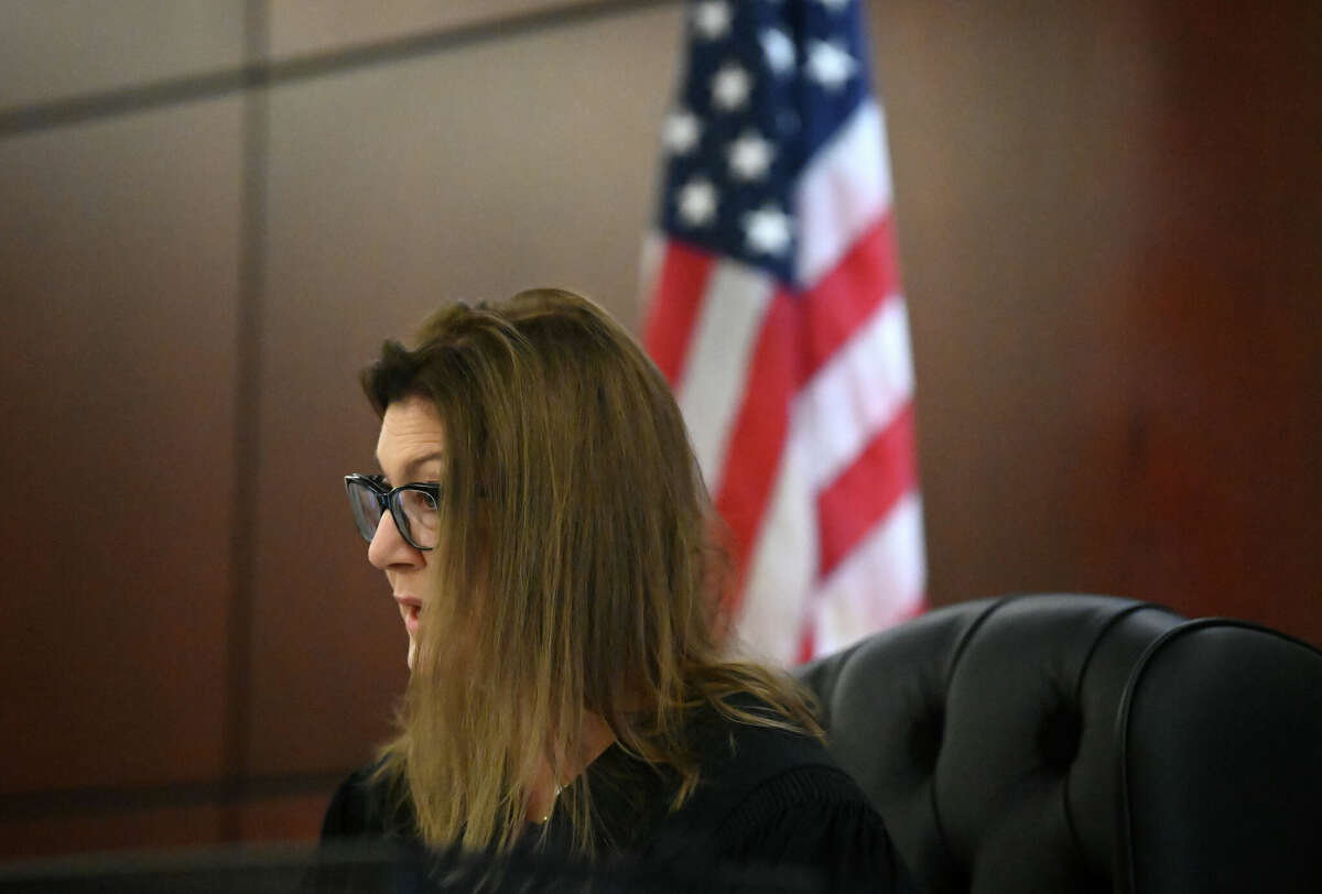 Dontie Mitchell's attorney says accused killer's past drew police