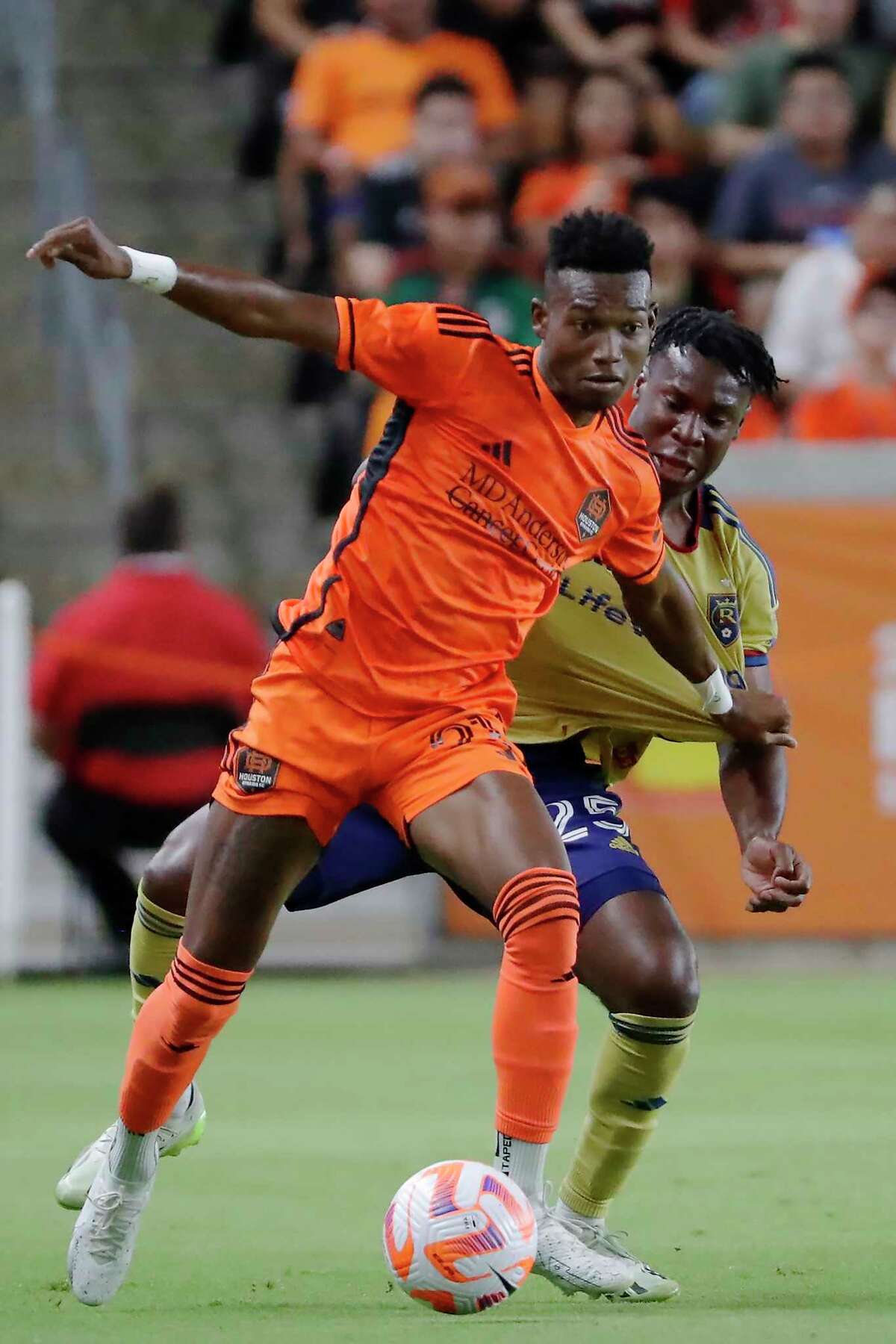 Houston Dynamo: Win in penalties sets up date with Lionel Messi