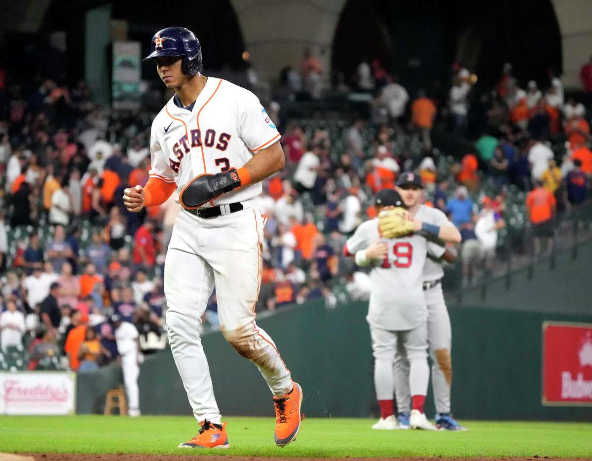 Houston Astros: Offense stalls as Red Sox pick up win in extra innings