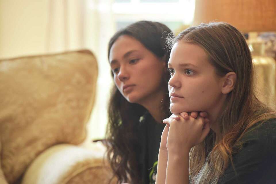 First graders who survived Sandy Hook shooting begin senior year