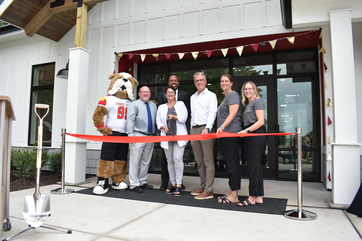Ferris cuts ribbon at new Early Childhood Learning Center