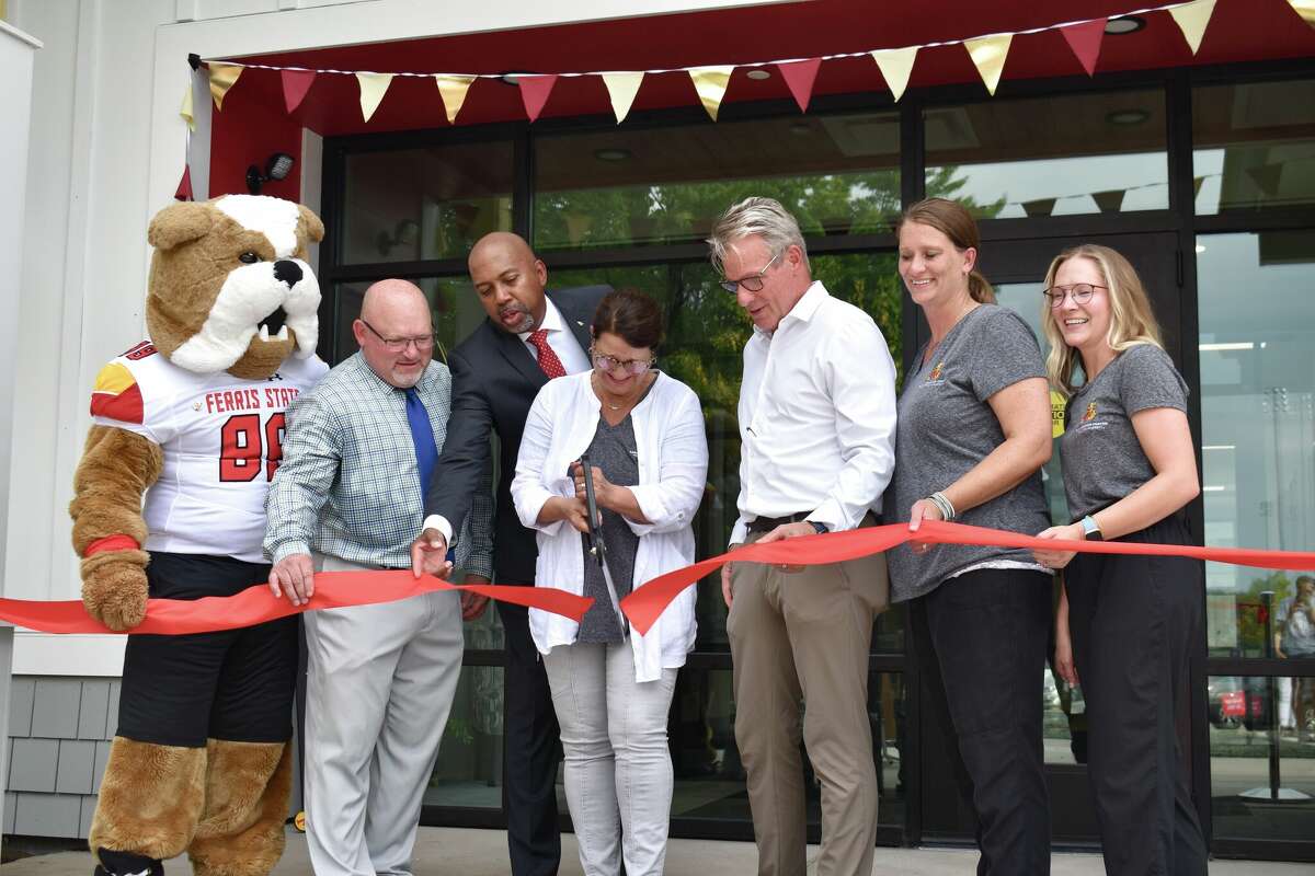 Ferris cuts ribbon at new Early Childhood Learning Center