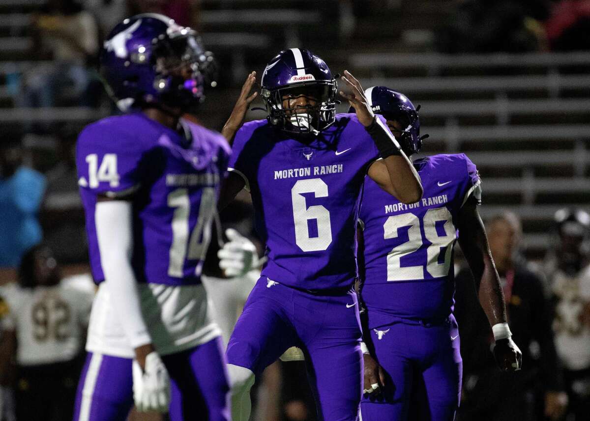 Eisenhower Eagles rally past Morton Ranch Mavericks in thriller