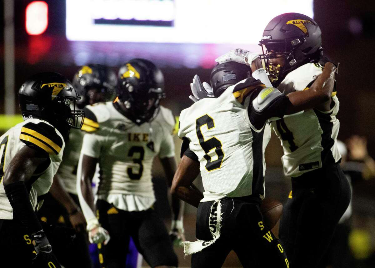 Eisenhower Eagles rally past Morton Ranch Mavericks in thriller