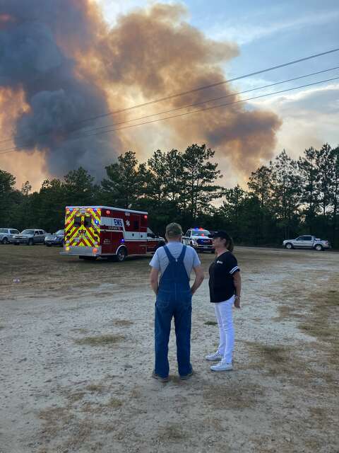 Jasper County fire, Shearwood Creek Fire prompts evacuations