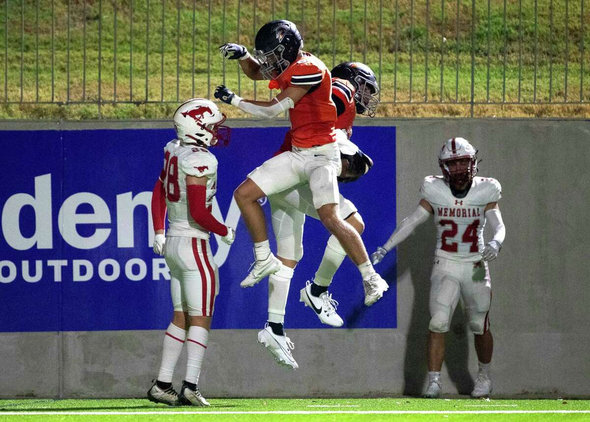Seven Lakes Spartans defeat Memorial Mustangs in overtime