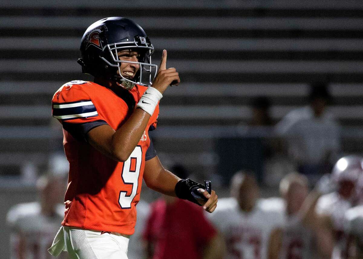 Seven Lakes Spartans defeat Memorial Mustangs in overtime