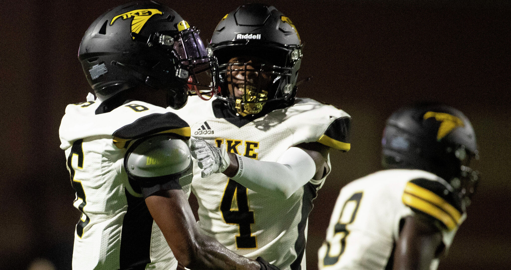 Eisenhower Eagles rally past Morton Ranch Mavericks in thriller