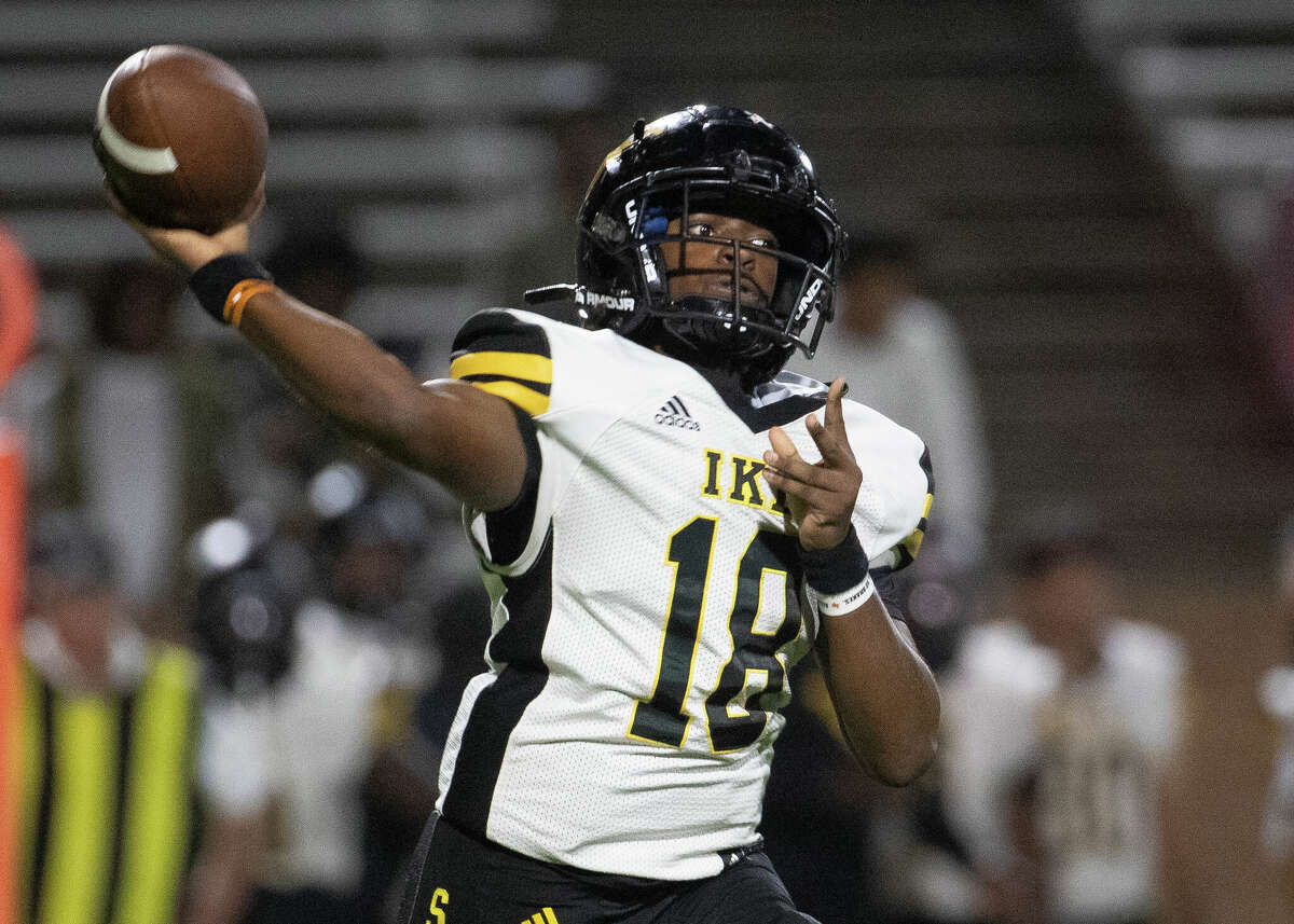 Eisenhower Eagles rally past Morton Ranch Mavericks in thriller