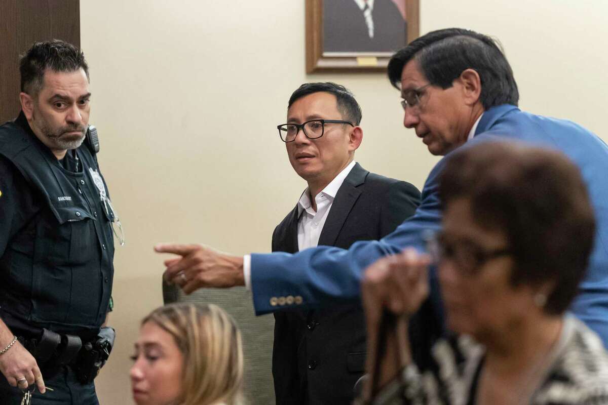 San Antonio nail salon killer gets 15 years in prison