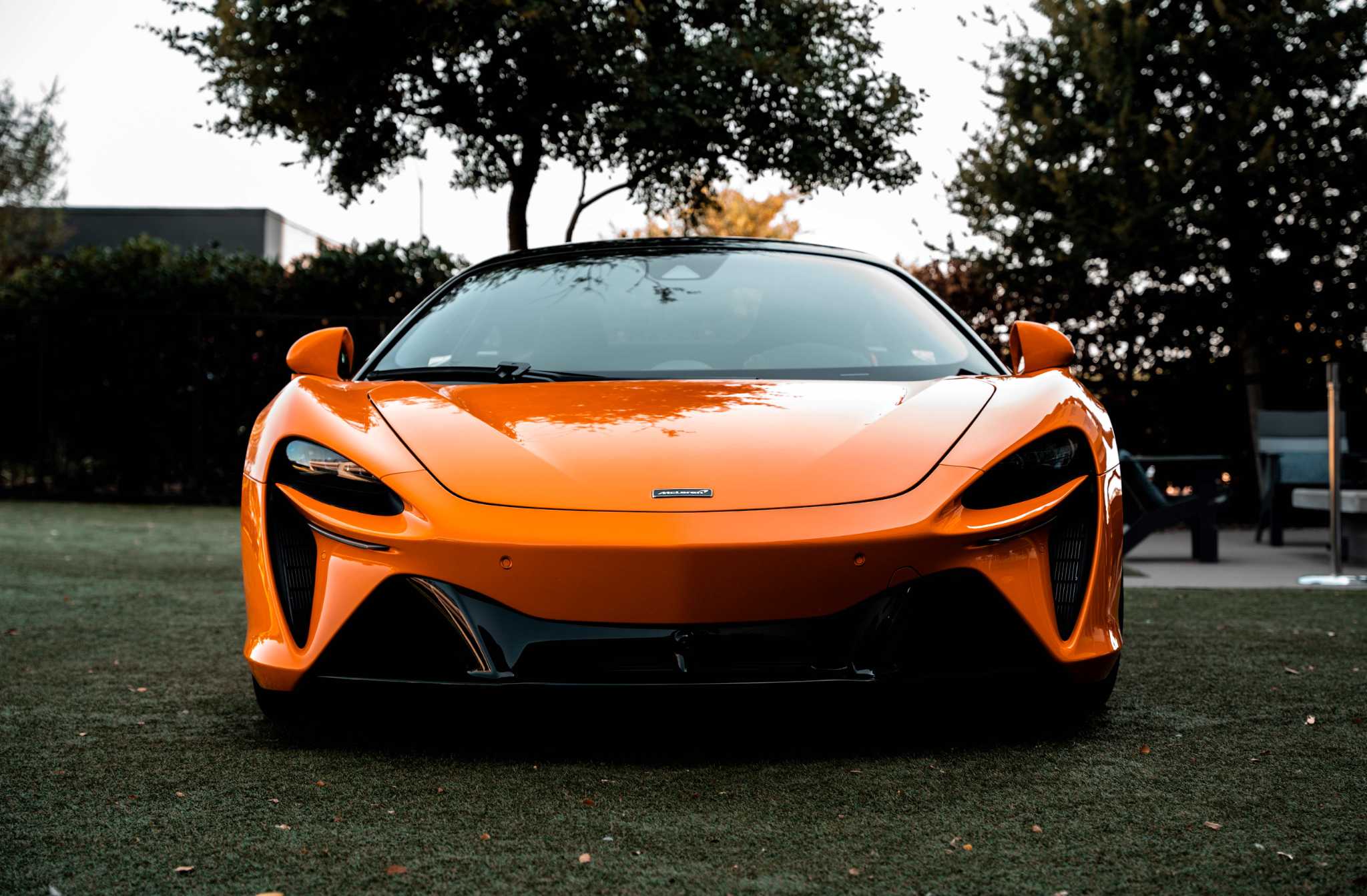 McLaren Artura supercar is a sleek, 671-horsepower beast