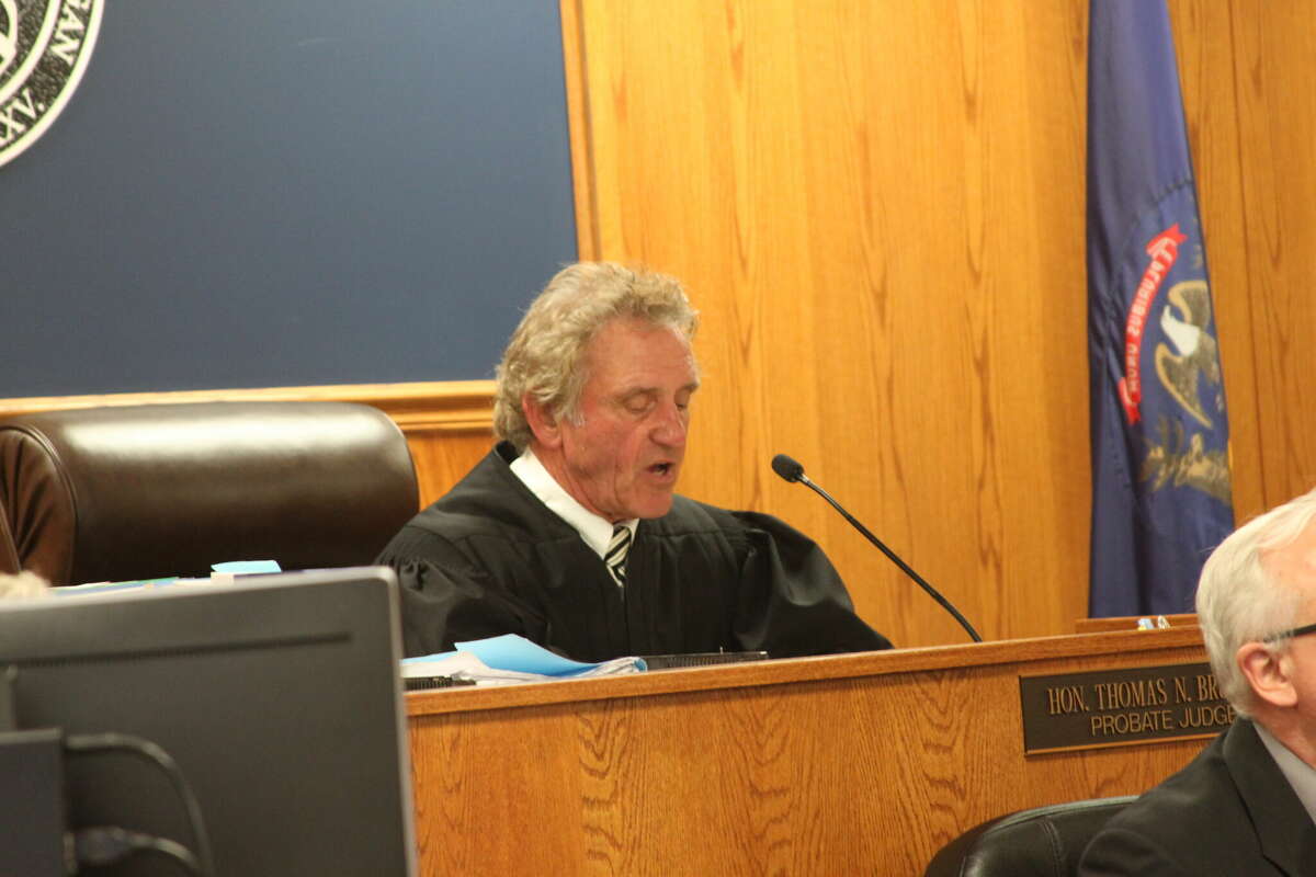 Manistee County swears in Jared Henry as probate judge