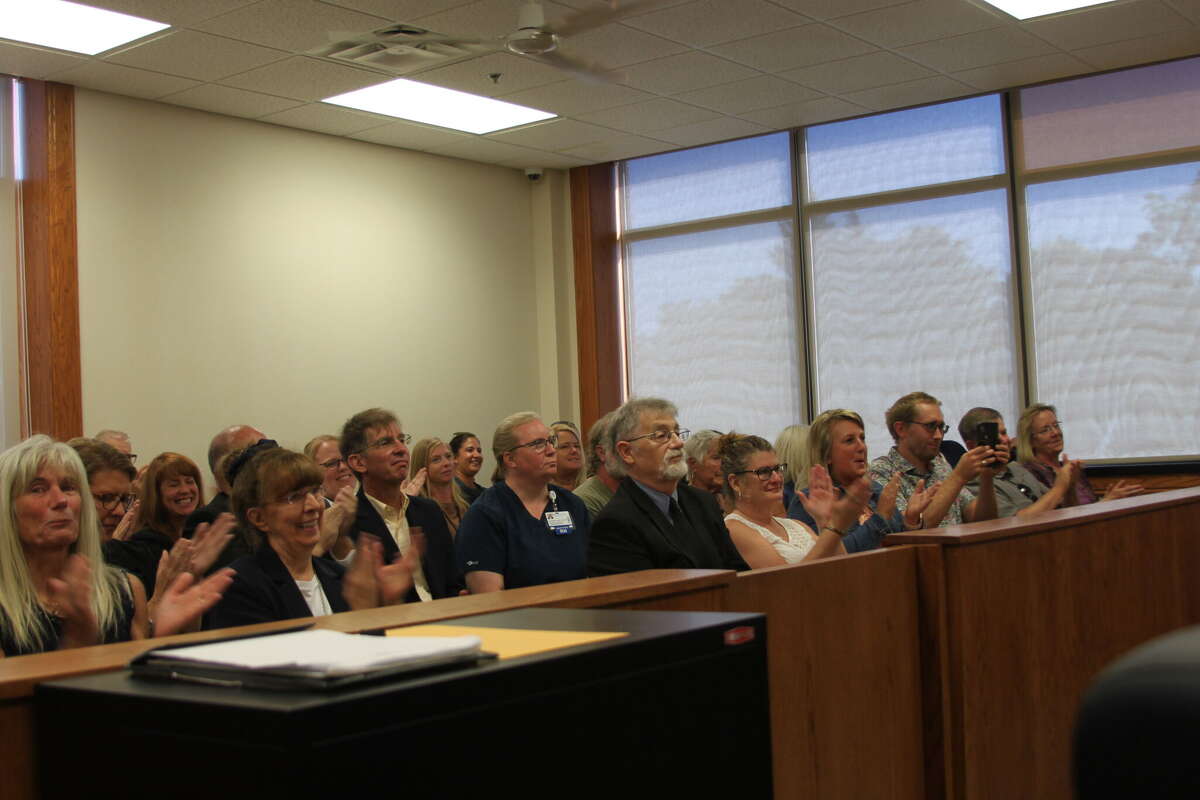 Manistee County swears in Jared Henry as probate judge