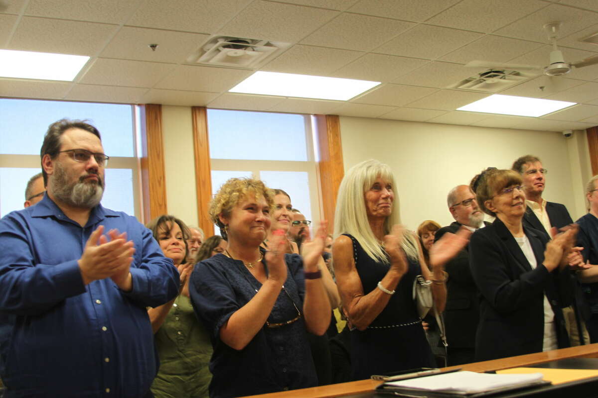 Manistee County swears in Jared Henry as probate judge