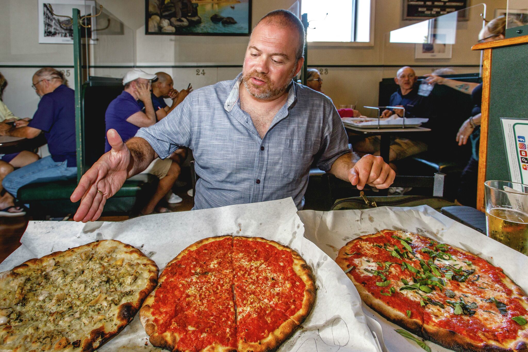 Pizza trade mag names New Haven 'pizza historian' to influencer list
