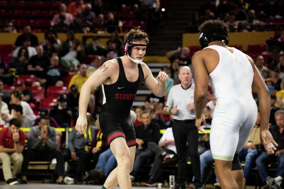 Stanford’s massive wealth still might not save its Olympic sports