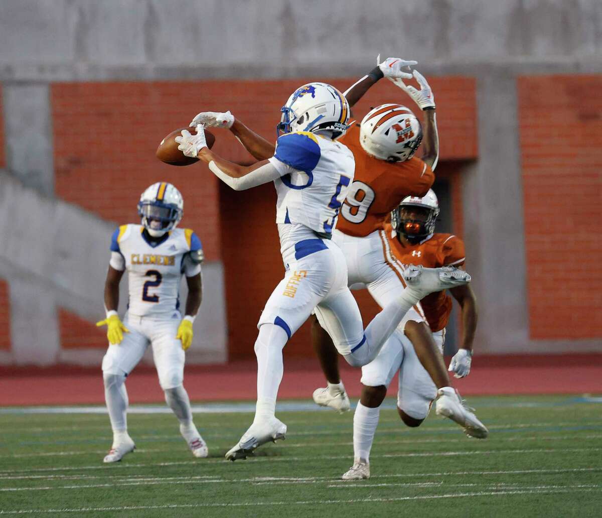 San Antonio area's Week 1 high school football schedule