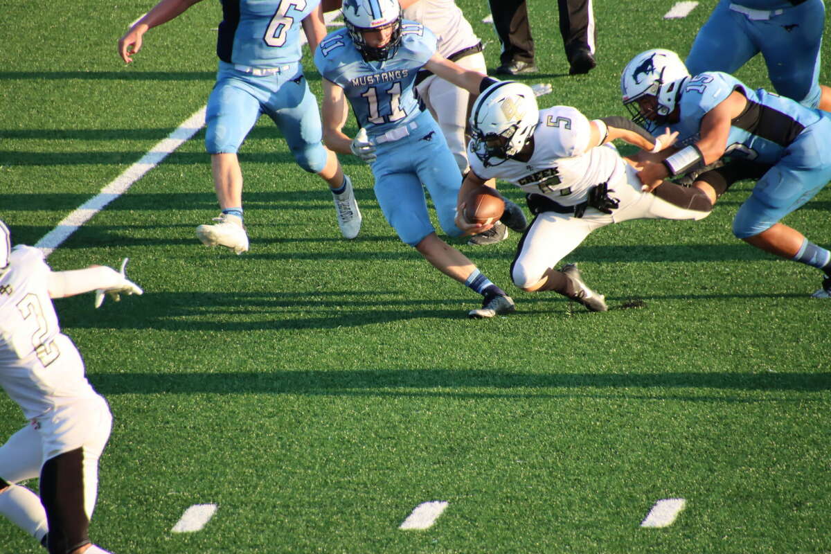 Creek's 'D' stymies Mustangs in season opener