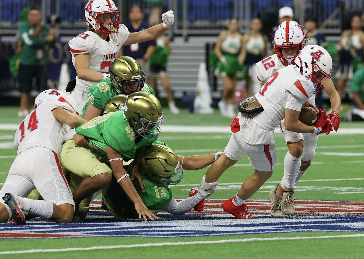 Antonian's offense looks to spark a victory over Central Catholic