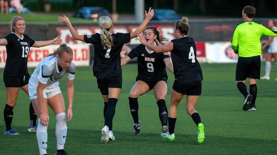SIUE soccer powered by early goals in win