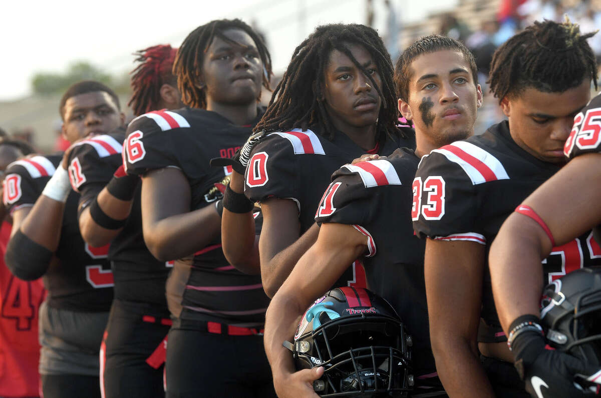 Memorial Titans start district play against familiar Porter team