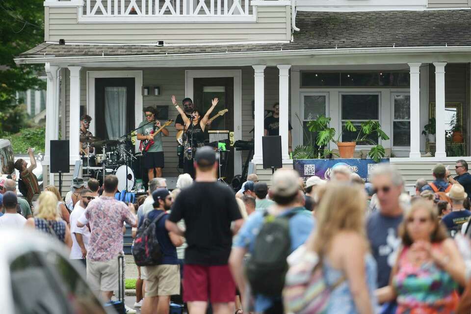 In Photos: PorchFest hosts 50 musicians in Black Rock block party