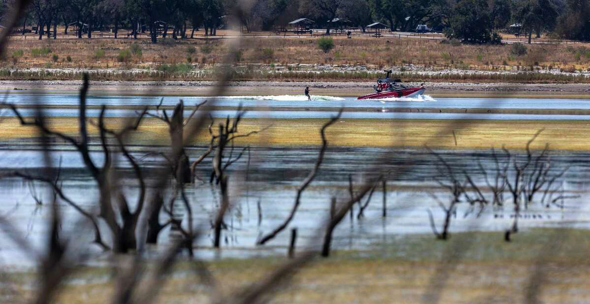 Canyon Lake water level drops to record low