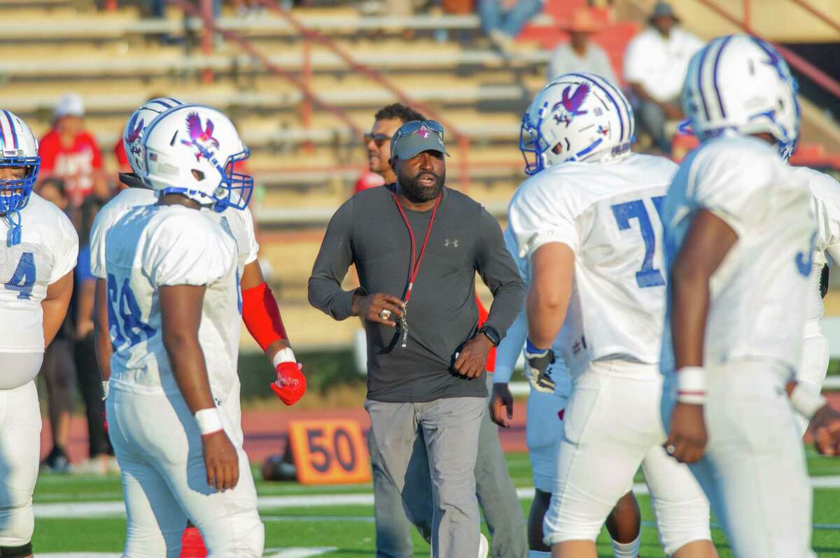 Brookshire Royal Falcons hold off Worthing Colts in season opener