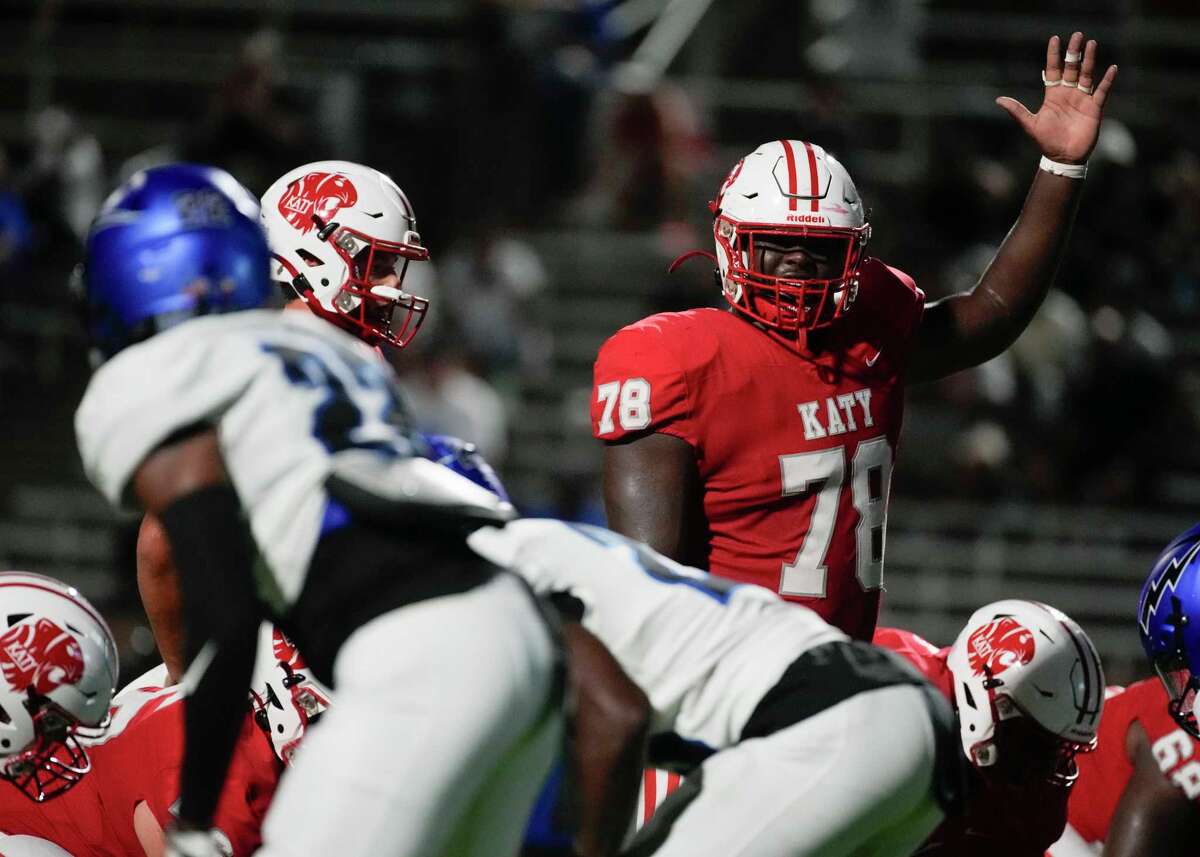 Katy Tigers handle Clear Springs Chargers in season opener