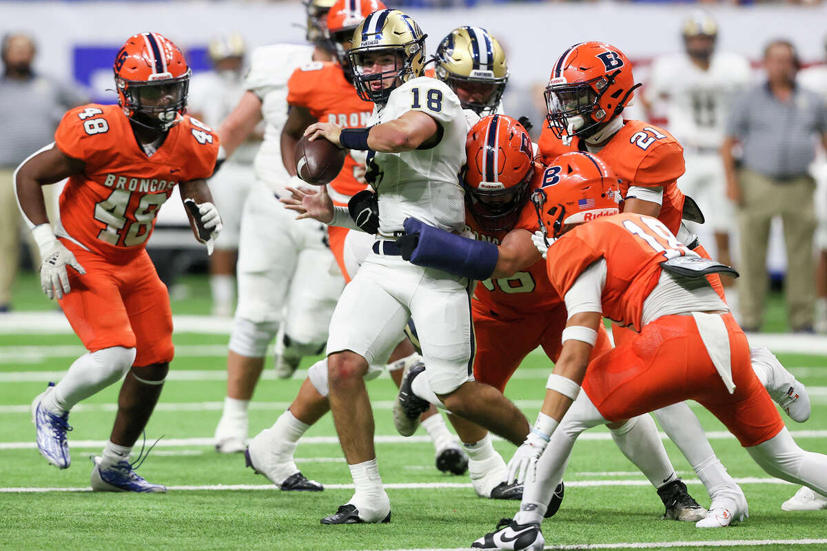 Quarterback Lincoln Philyaw shines in Brandeis debut over O'Connor
