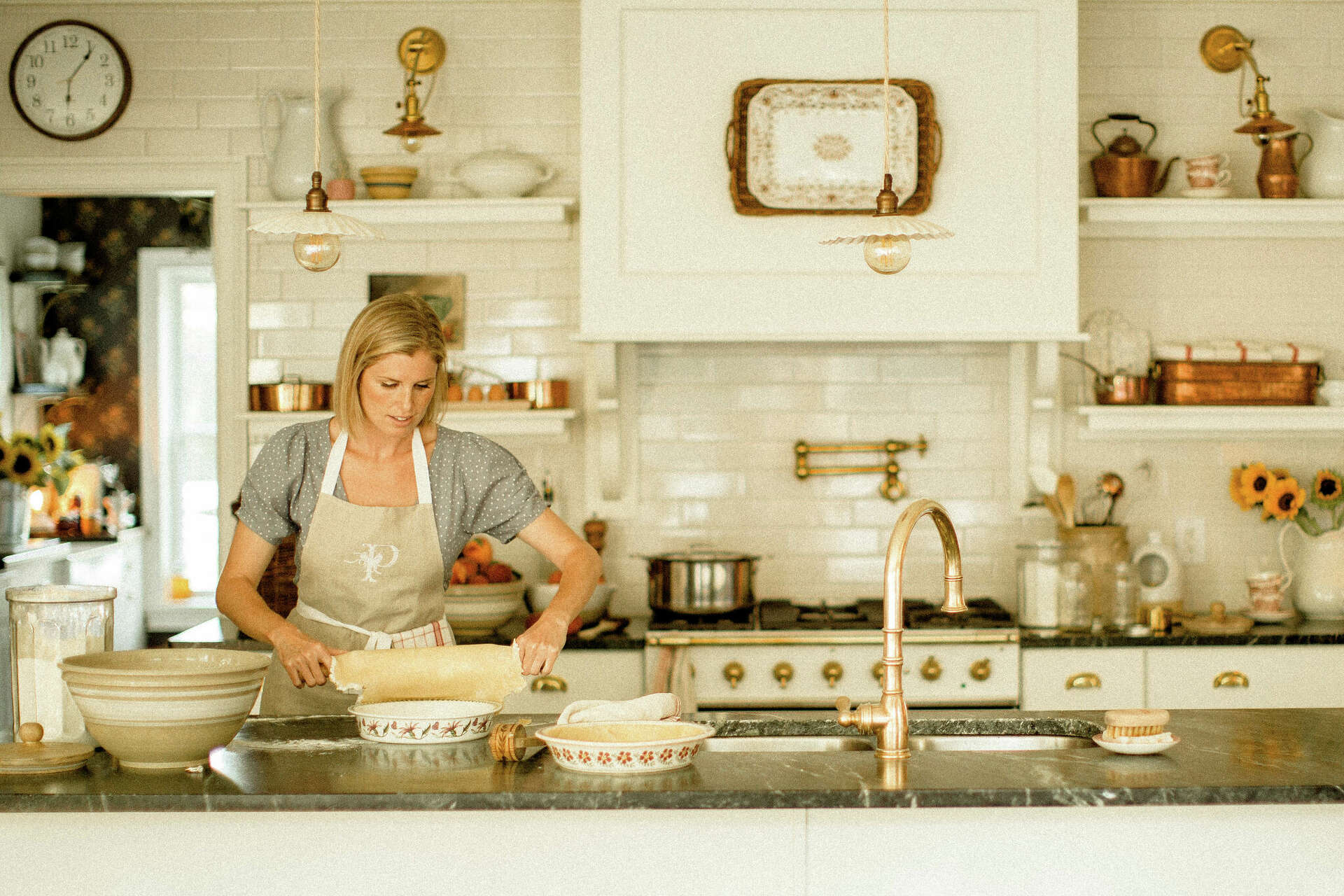 Pantry Hill's Darien Rozell opens Saratoga home to followers