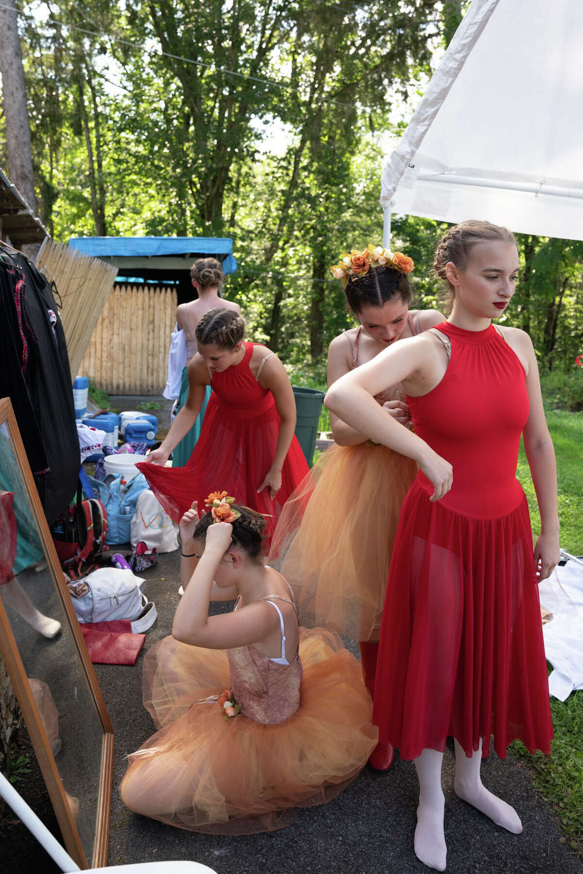 Ukrainians keep culture alive with folk dances at Soyuzivka