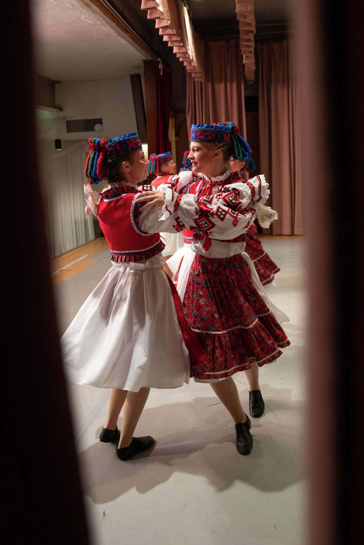 Ukrainians keep culture alive with folk dances at Soyuzivka