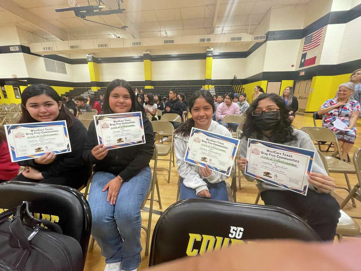 Laredo UISD students learn to 'say no to illegal drugs and violence'