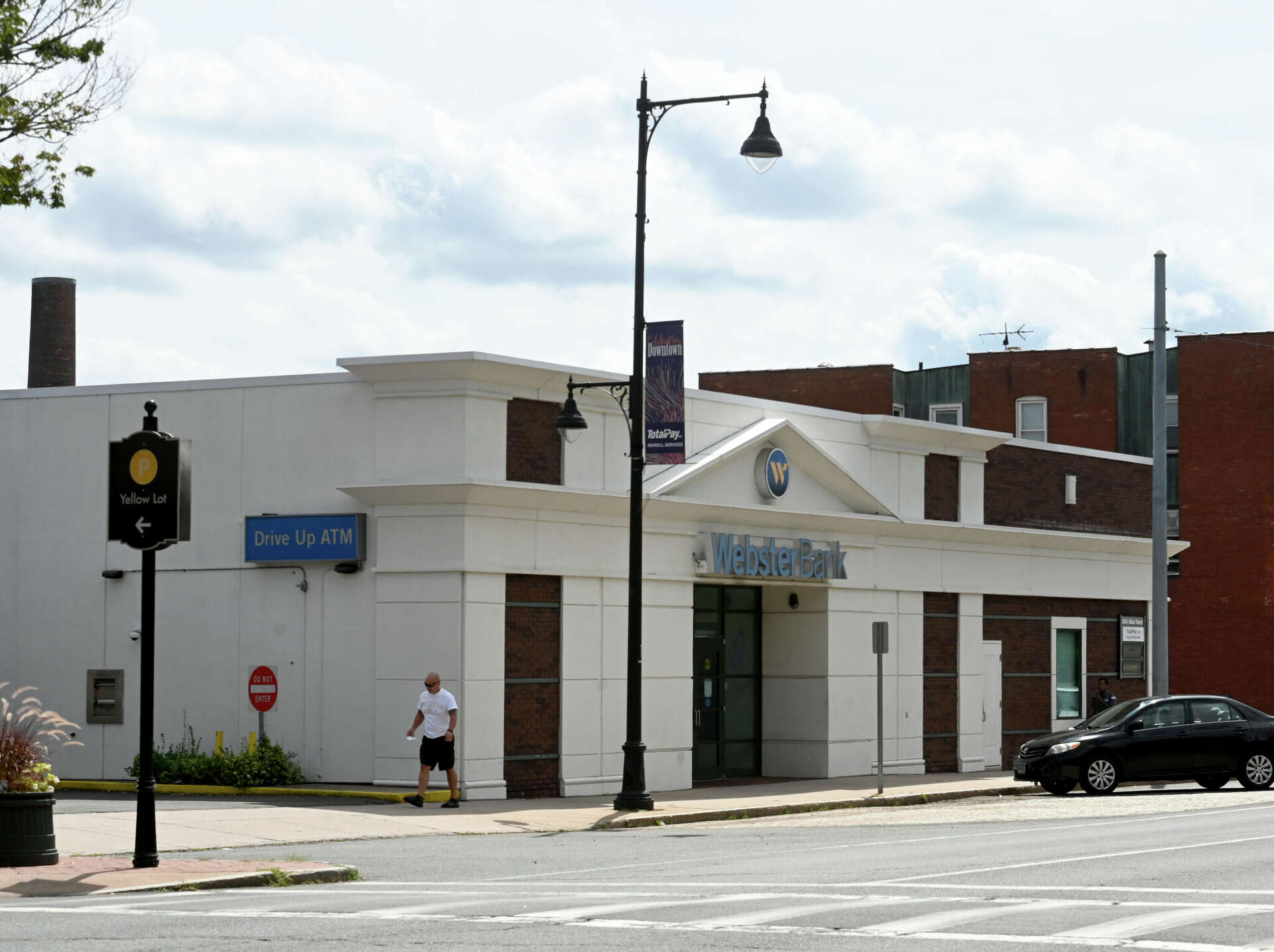 'Save Downtown Manchester' offers 'opposing views' to streetscape plan