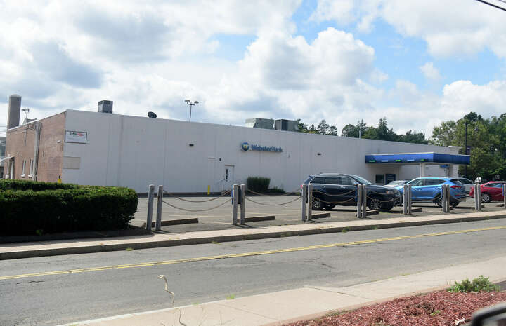 Architect hired to design new Manchester library