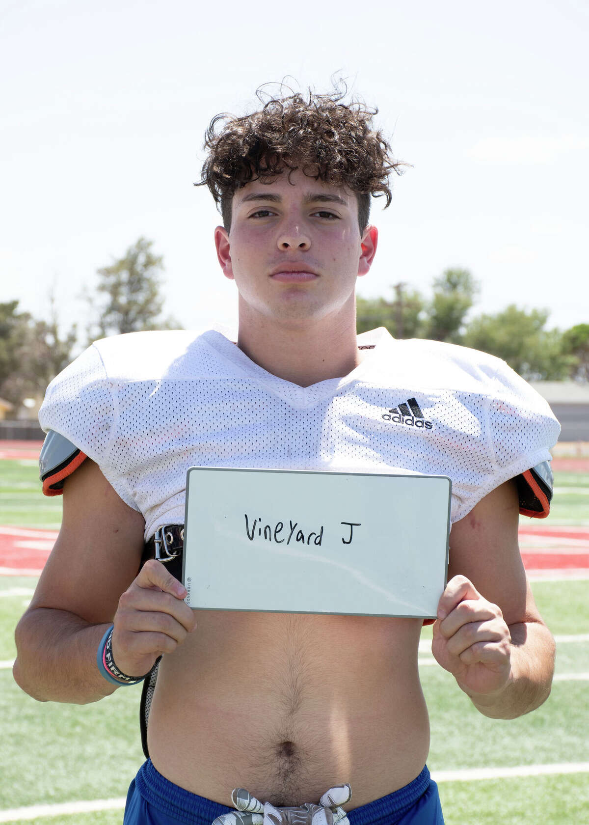 AREA PLAYER OF THE WEEK: Vineyard leads Coahoma to key district win