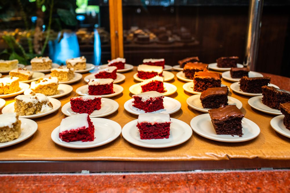 Texas Hill Country buffet restaurants for delicious meals