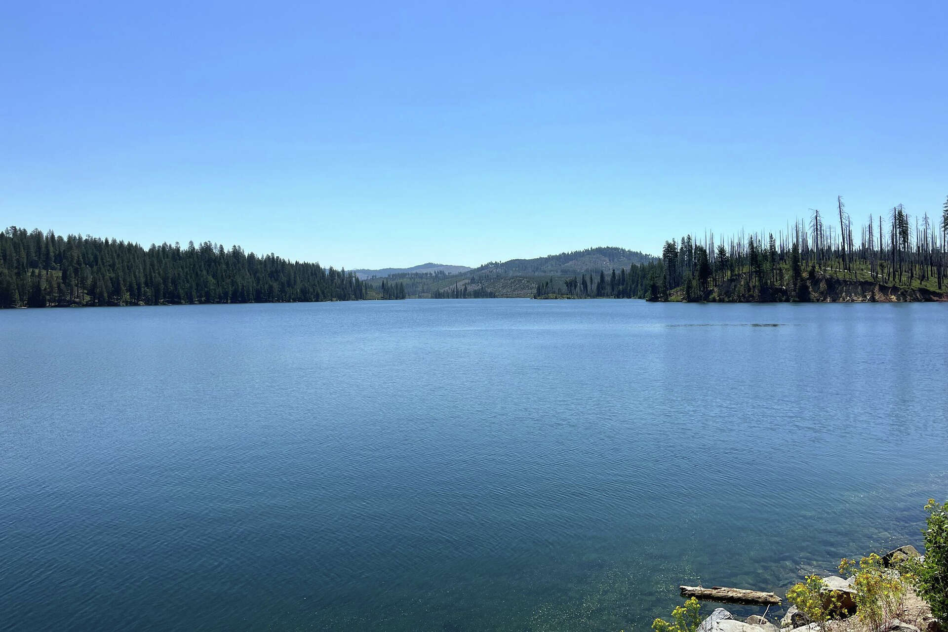 I found the best Sierra swimming lake with the strangest name