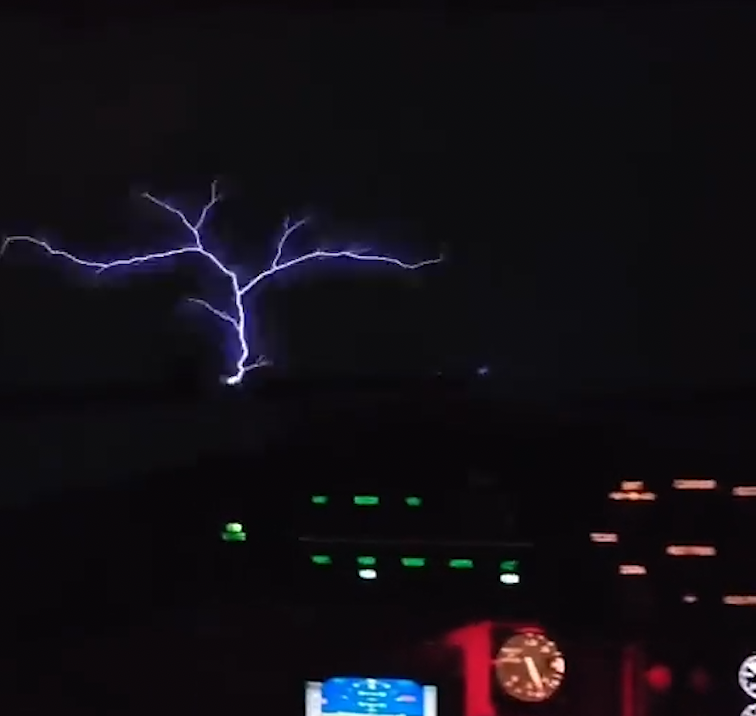 Watch: Video shows weather phenomenon from the sky as Hurricane Idalia ...