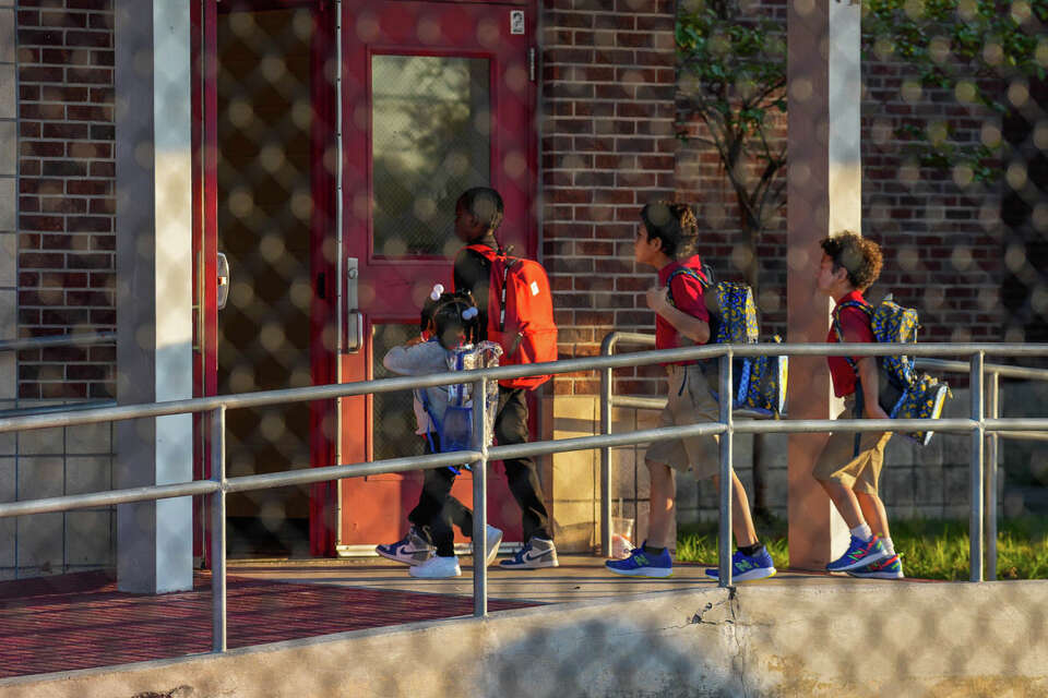 HISD guide: What to know about the state's largest school district