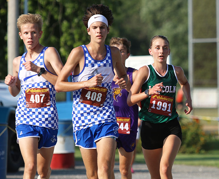 Becca runs with the boys, goes top 10 at Early Meet