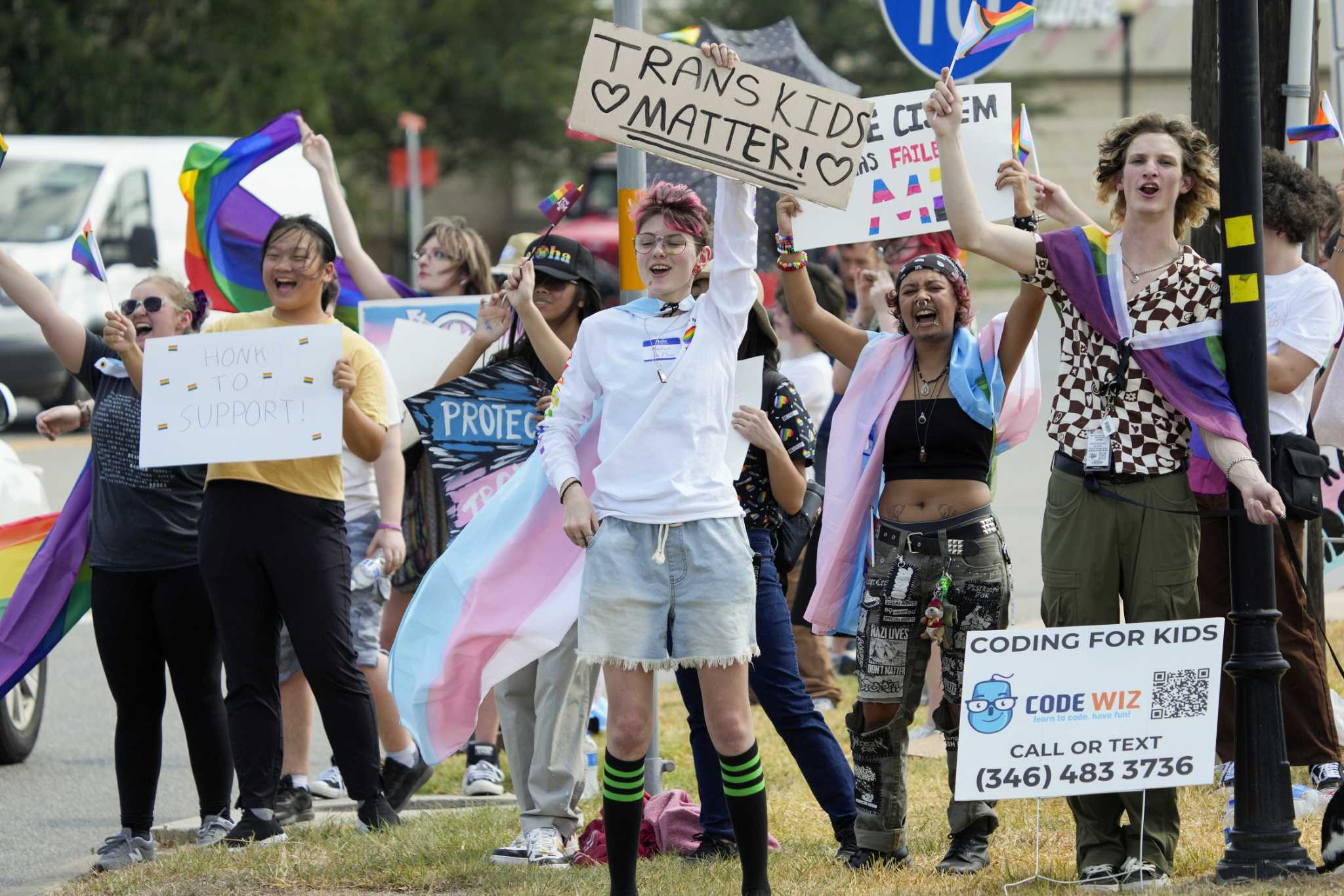 Katy ISD transgender policy: Students protest, what you need to know